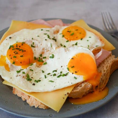 Broodje met rauwe ham en hüttenkäse - Foodaholic.nl